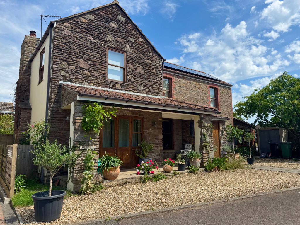 Meadow Cottage, New Road, Rangeworthy, Bristol - Farrington’s Property ...